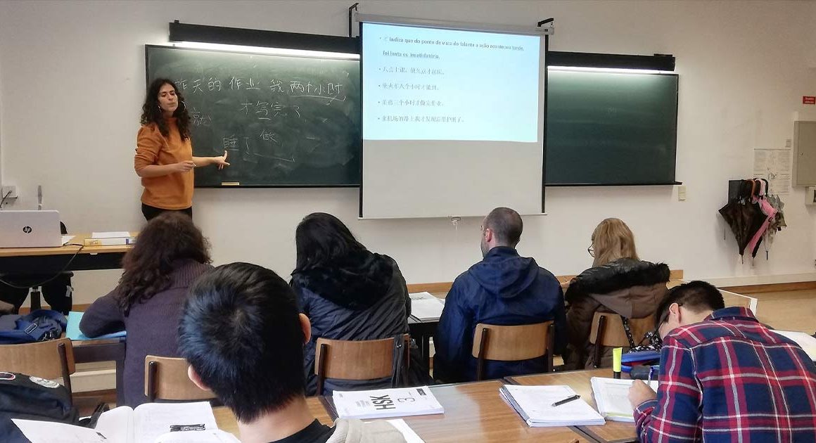 UMinho abre inscrições para cursos livres de chinês