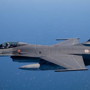 Força Aérea voa "no coração de Viana"