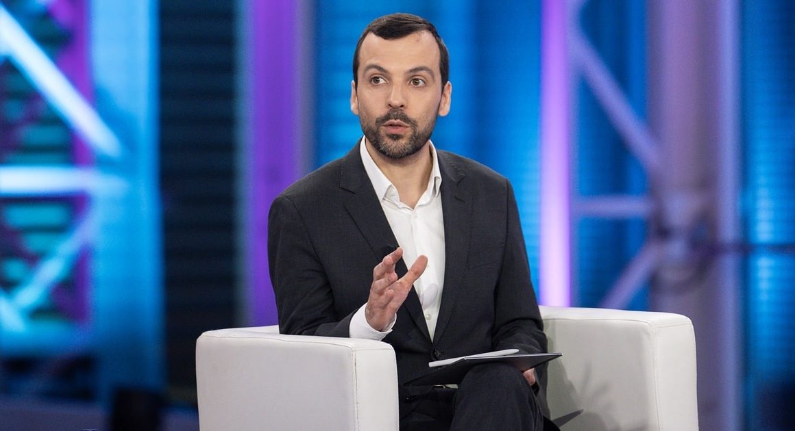 Jorge Pinto recusa ser aliado do Governo e diz que único compromisso é ...