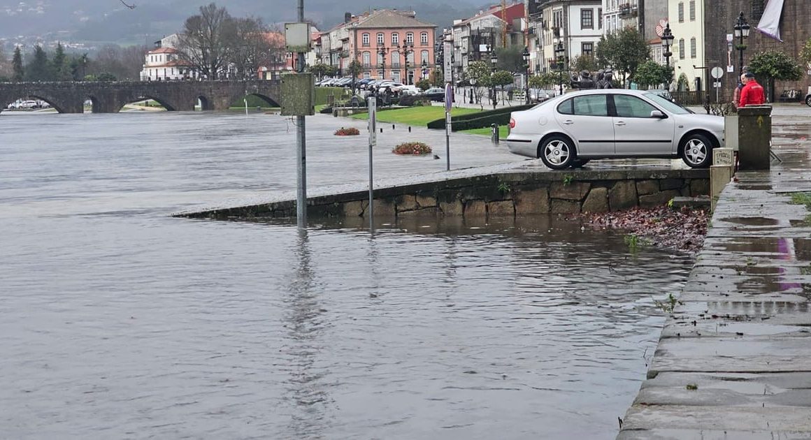 Portugal enfrenta nova tempestade ainda sem recuperar da Kristin