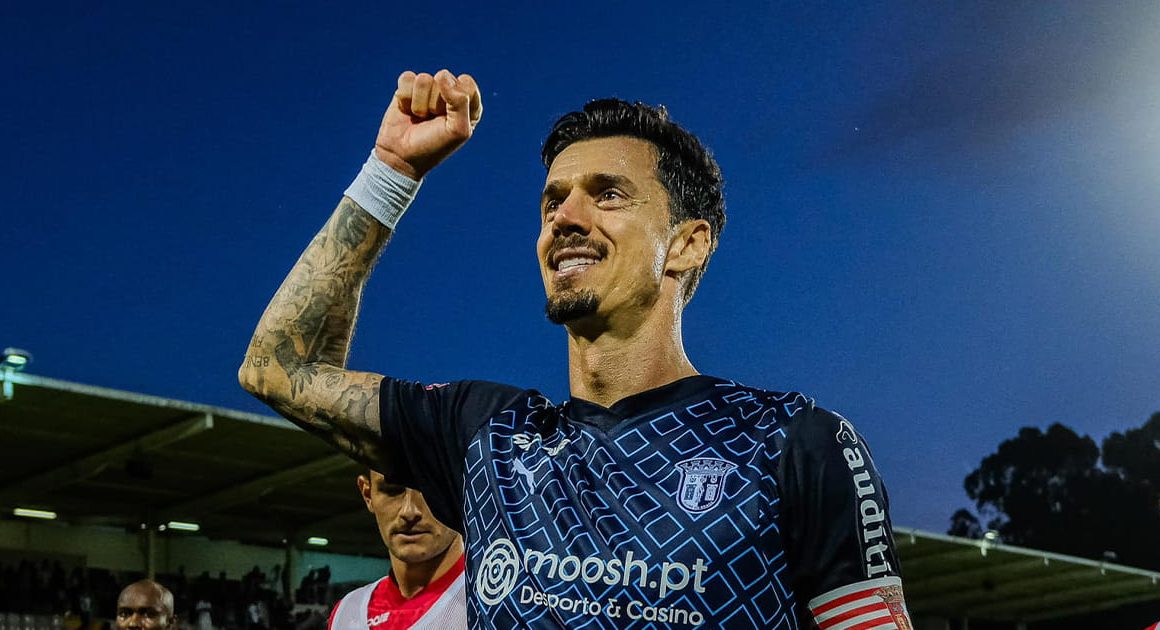 José Fonte termina a carreira após o play-off do Casa Pia