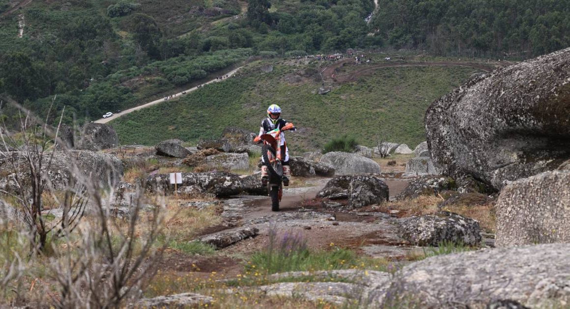 Pichon e Garcia vencem no Mundial de Enduro em Fafe